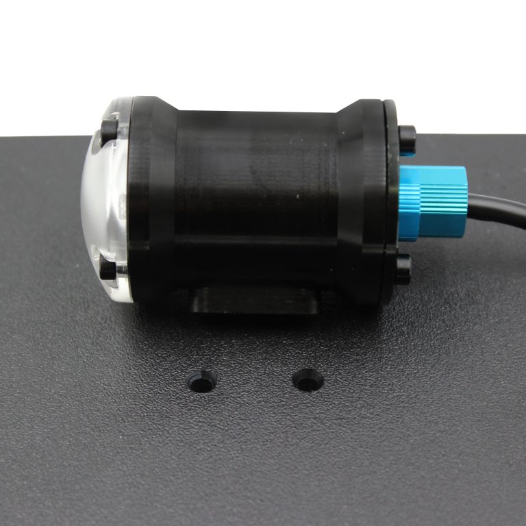 Underwater light for ROVs, AUVs, and other subsea applications